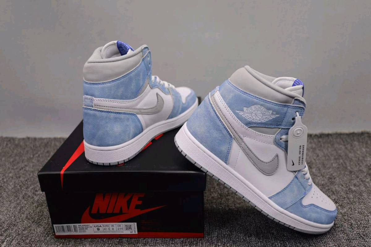 Jordan 1 Retro High OG Hyper Royale en Miami