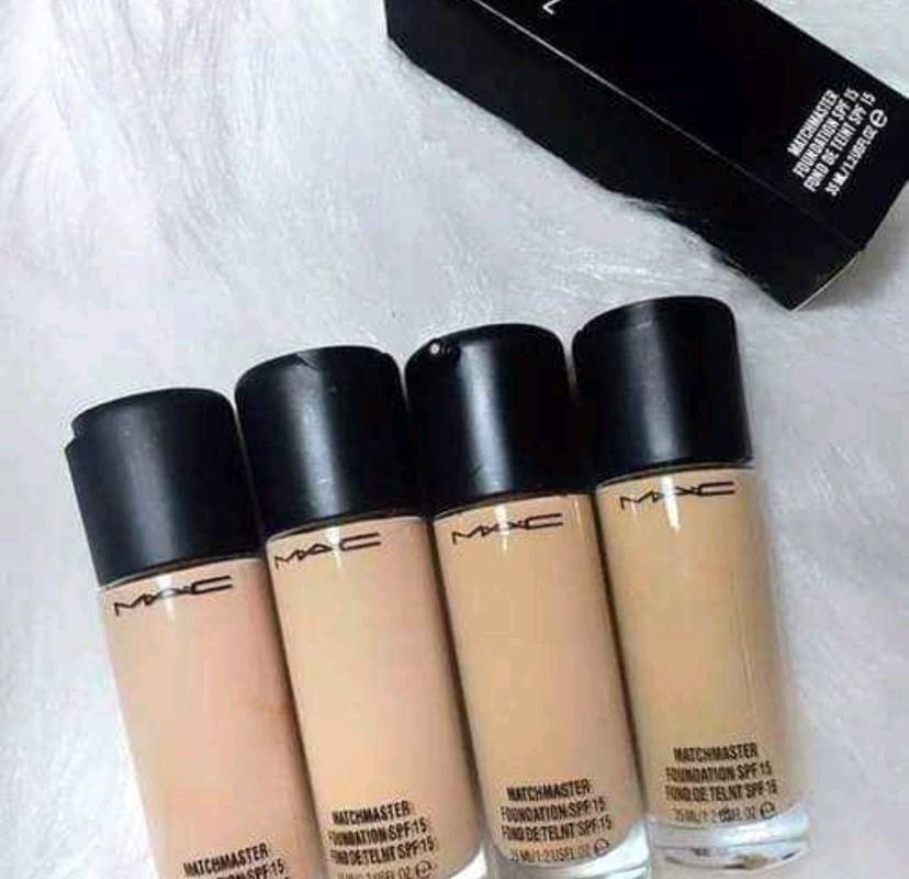 Bases mac $4.00🤗