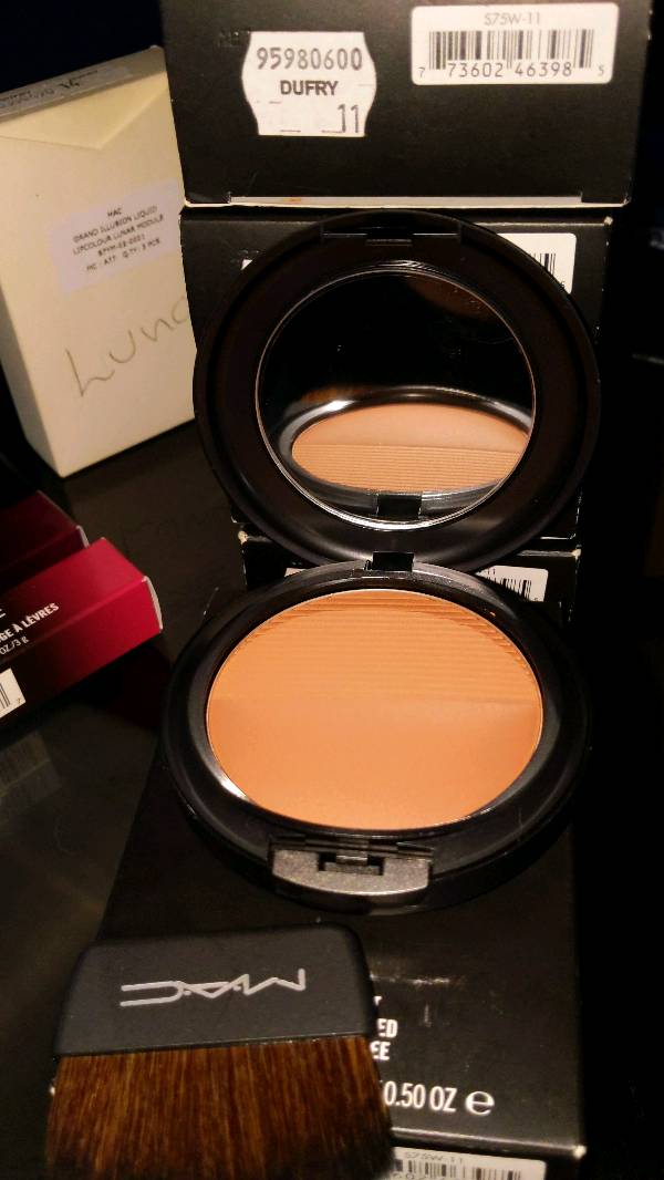 Polvo compacto MAC studio DARK DEEPEST en Santo Domingo
