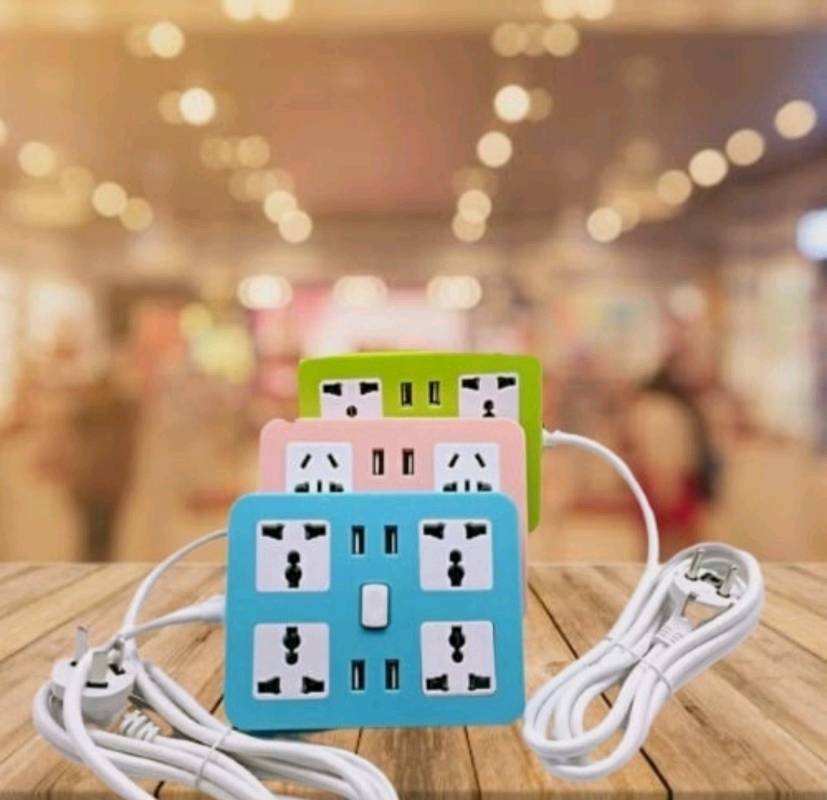 Tomacorriente múltiple en Lima