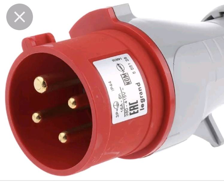 (TOI-58128) LEGRAND, 555238, ENCHUFE INDUSTRIAL, 32A, 3P+T en Cuenca