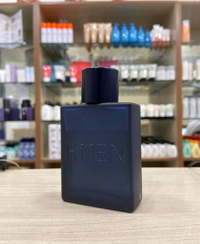 Perfumes para caballeros de la línea HND en Motupe