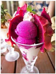 Pitahaya roja pulpa fuxia fruta en Lima