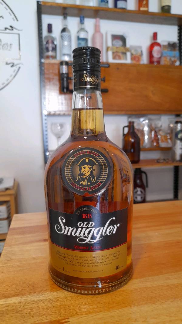 WHISKY old smuggler en Buenos Aires