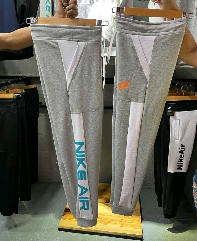 Monos de Caballero Nike en Caracas