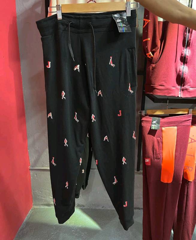 Monos de Caballero Nike en Caracas