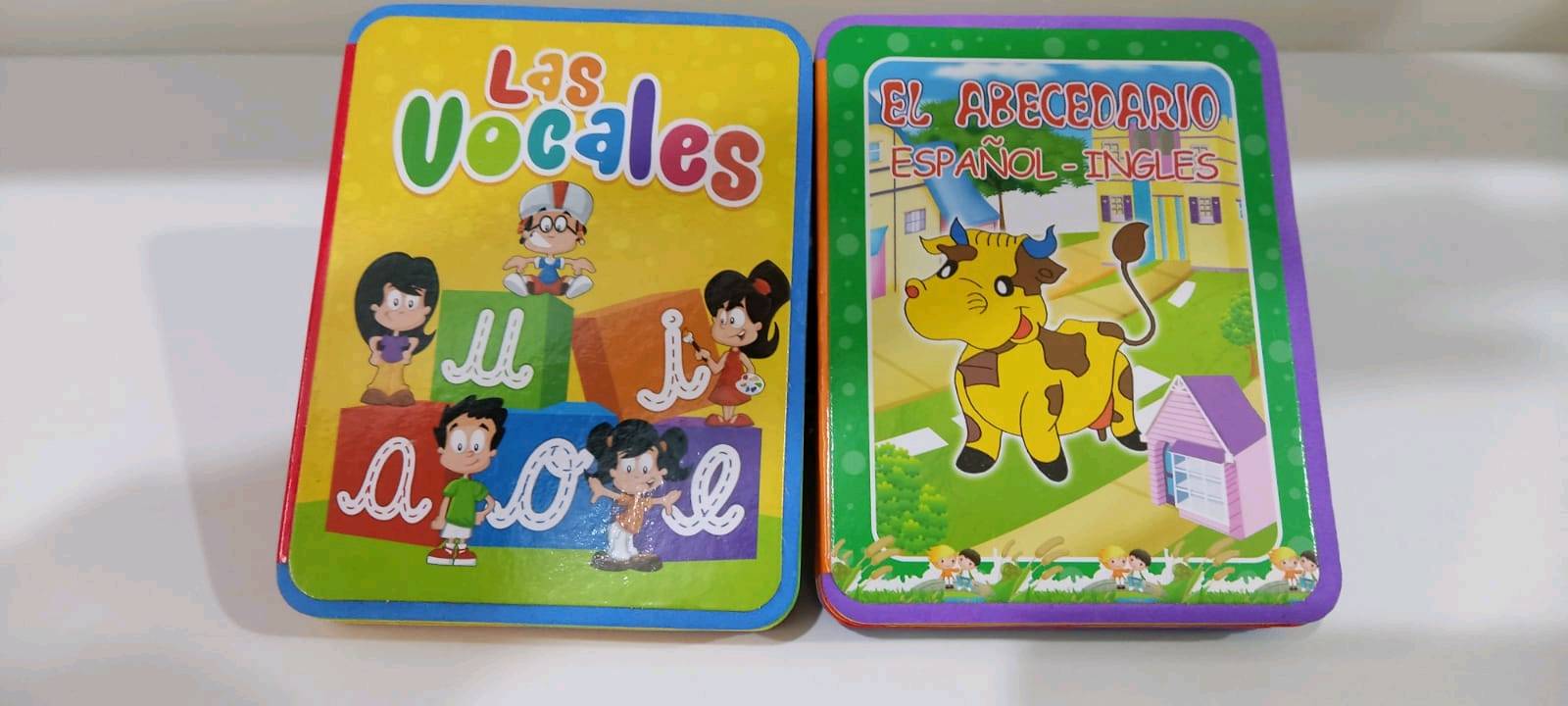 Libro vocales en Lima