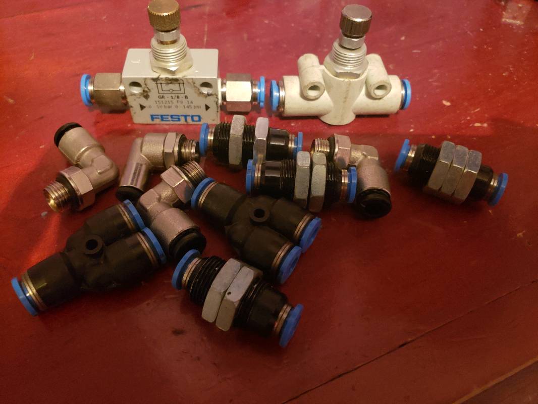 Conexione, coples, codos, check neumáticas