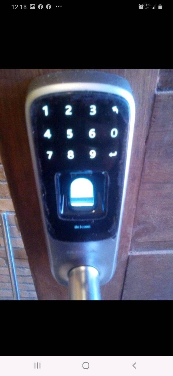 Instalacion de cerraduras inteligentes en Fernando de la Mora