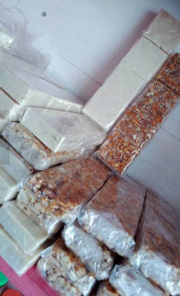 Tiras de leche y maní en Nabon