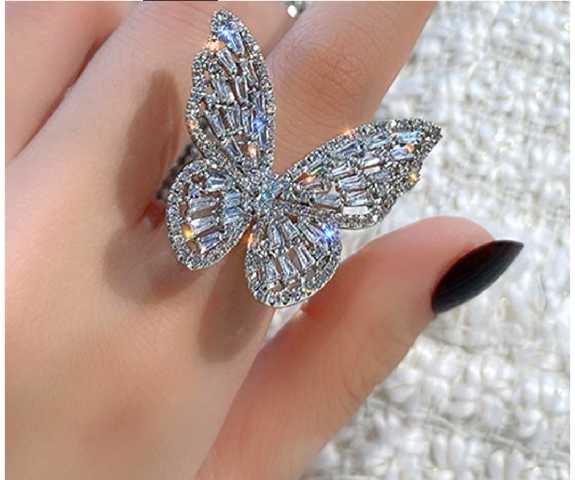 Anillo mariposa