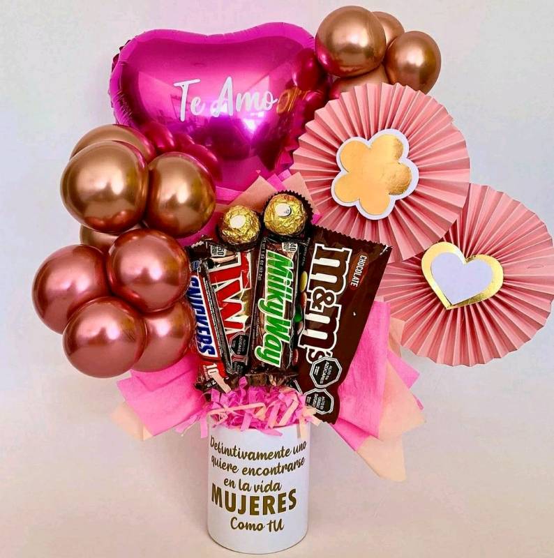 Arreglo de Taza personalizada en Santiago de los Caballeros