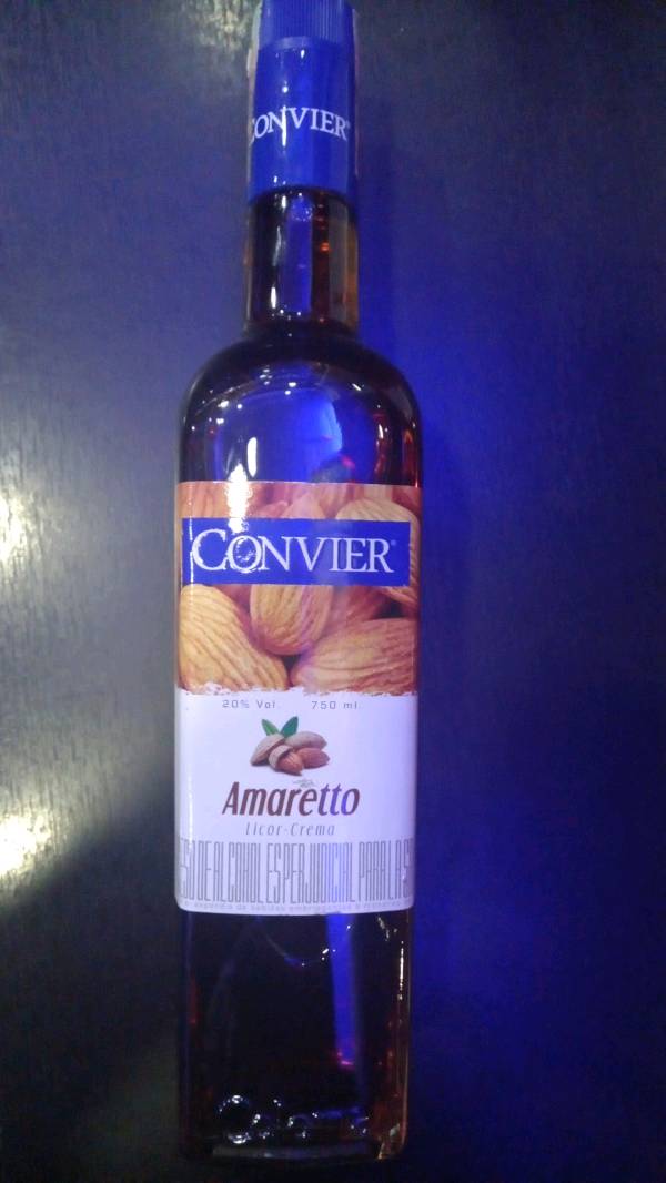 Licor Crema Convier Amaretto en Bogota